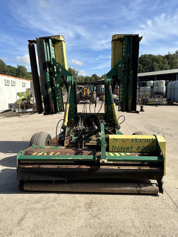 Spearhead Trident 4000 Flail Topper Trailed Topper, Batwing Topper ...
