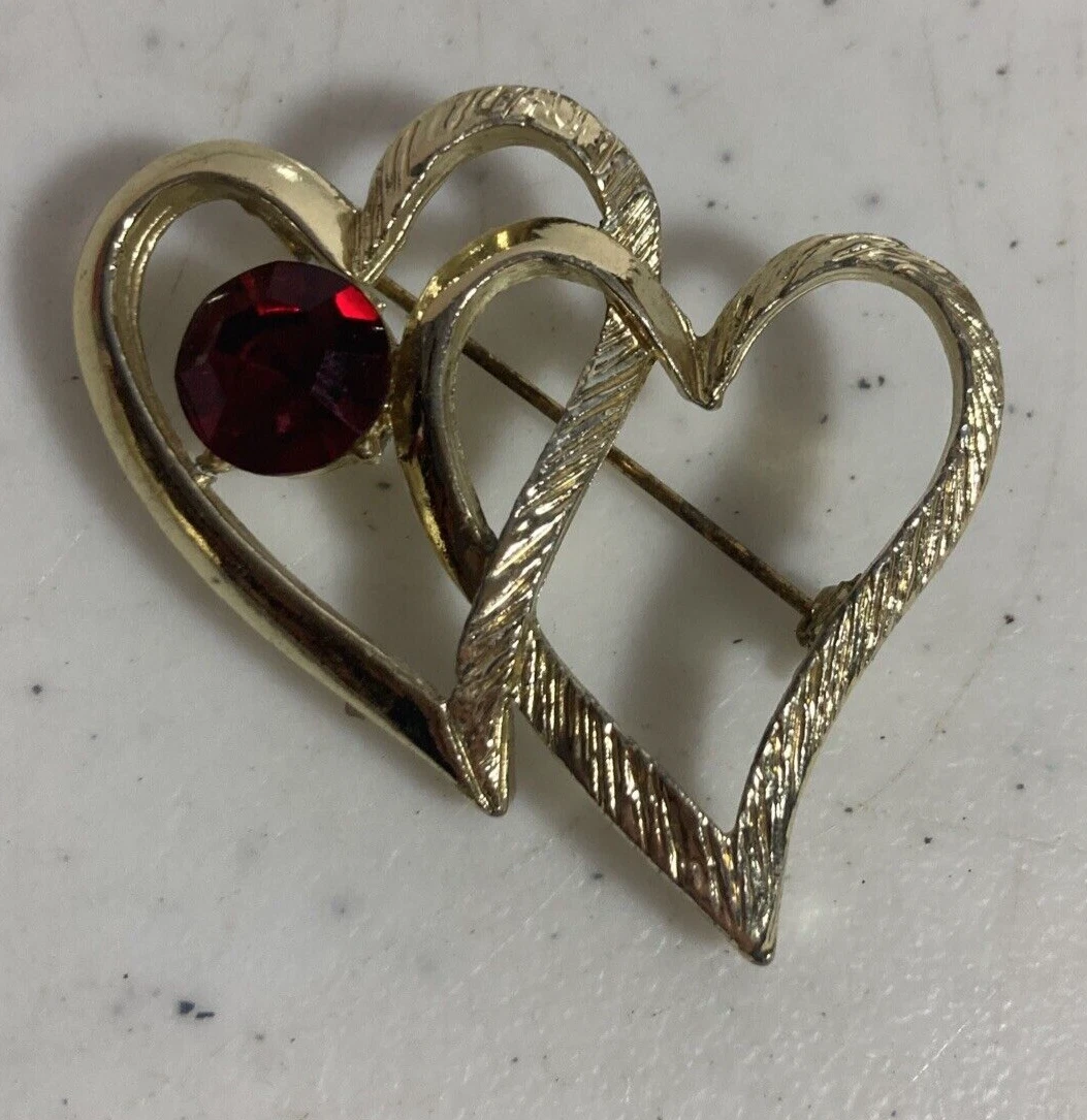 Red Interlocking Hearts