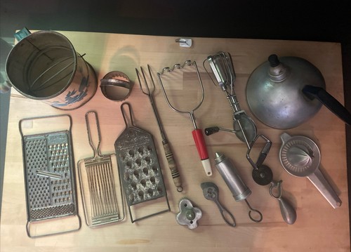 Vintage Kitchen Gadget Utensils Tools Country Core Farmhouse Decore Lot ...