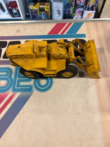 Vintage Early model Ertl 9" Caterpillar yellow front end loader | eBay