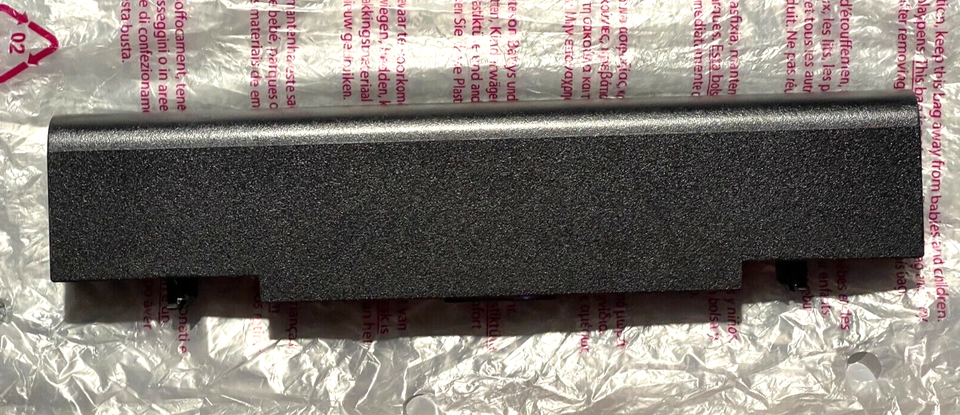 OEM Samsung 1588-3366 11.1V Li-Ion Battery Module- AA-PB9NC6B, it's an ...