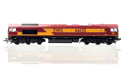 BACHMANN 00 GAUGE - 32-725 - CLASS 66 DIESEL 66135 EWS GOLD MAROON ...