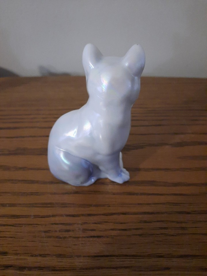 Fenton Art Glass Blue & White Slag Sitting Cat Unpainted Excellent | eBay