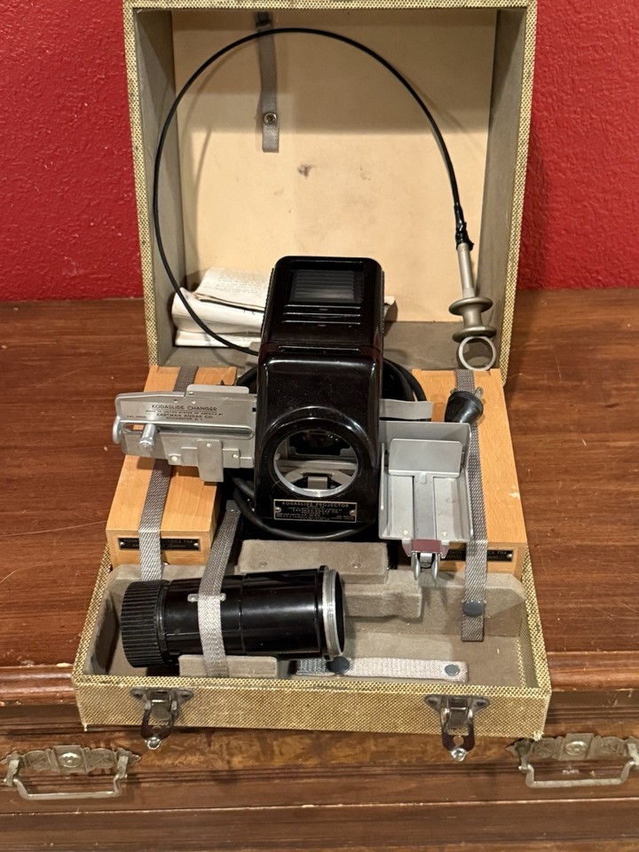 Vintage KodaSlide Model 2A Slide Projector Kodak USA lens case ...