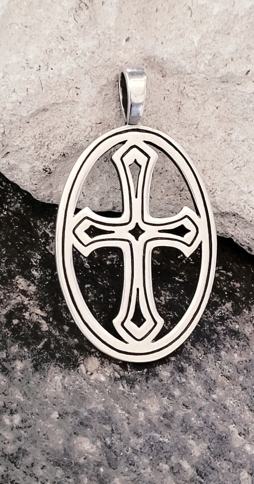 Retired James Avery Oval Cross Sterling Silver Pendant - Gem