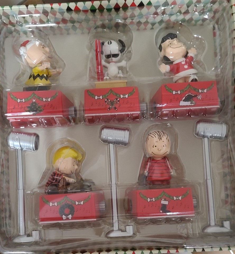 Hallmark Peanuts Christmas Dance Party Collector's Set Special Edition ...