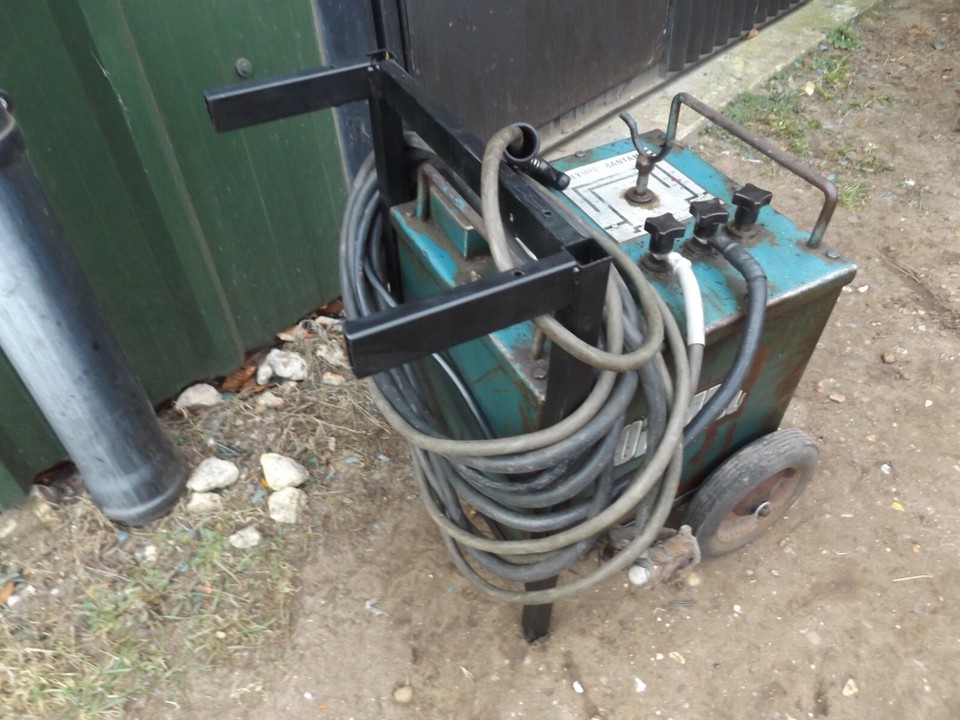 old vintage olympic bantam arc welder 240 volt good working order barn ...