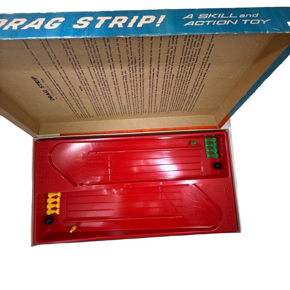 VINTAGE Milton Bradley DRAG STRIP BOARD GAME COMPLETE Killer Race Car ...