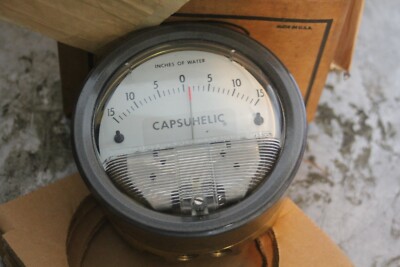 DWYER CAPSUHELIC PRESSURE GAUGE | eBay
