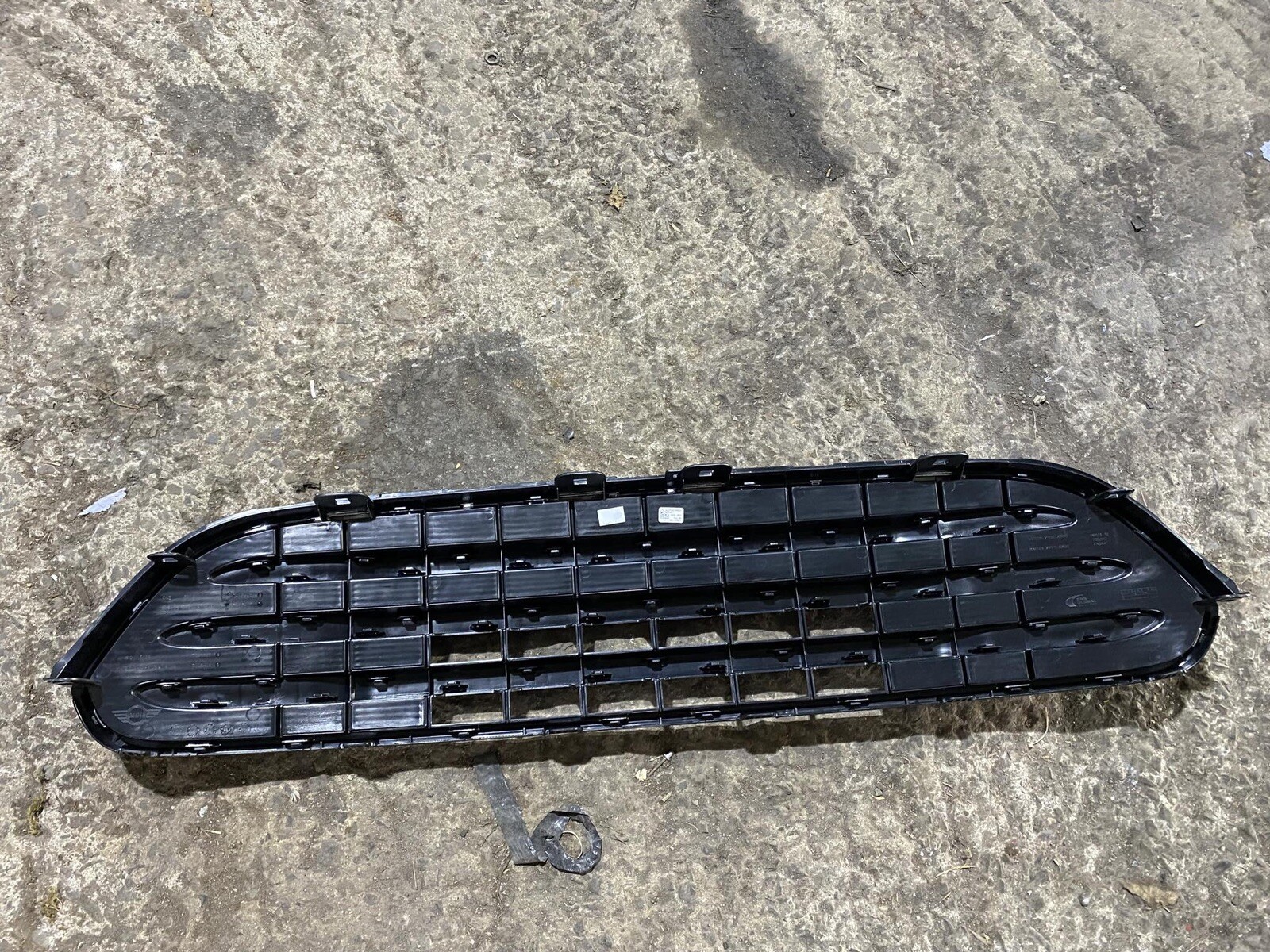 Genuine MINI Countryman F60 Air Intakes Chrome 51137405407 Grille ...