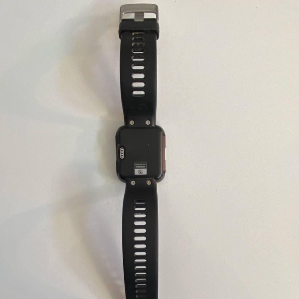 Garmin Approach S10 Golf GPS Watch Black with USB Charging Cable | eBay