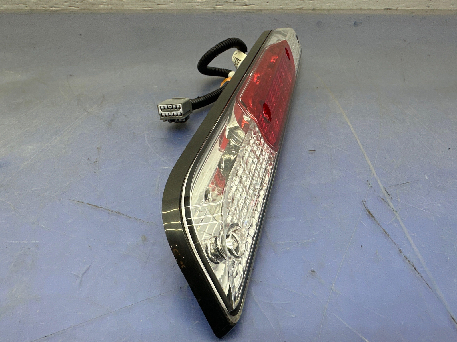 2021 - 2023 FORD F150 OEM REAR 3RD BRAKE STOP LED LIGHT LAMP ...
