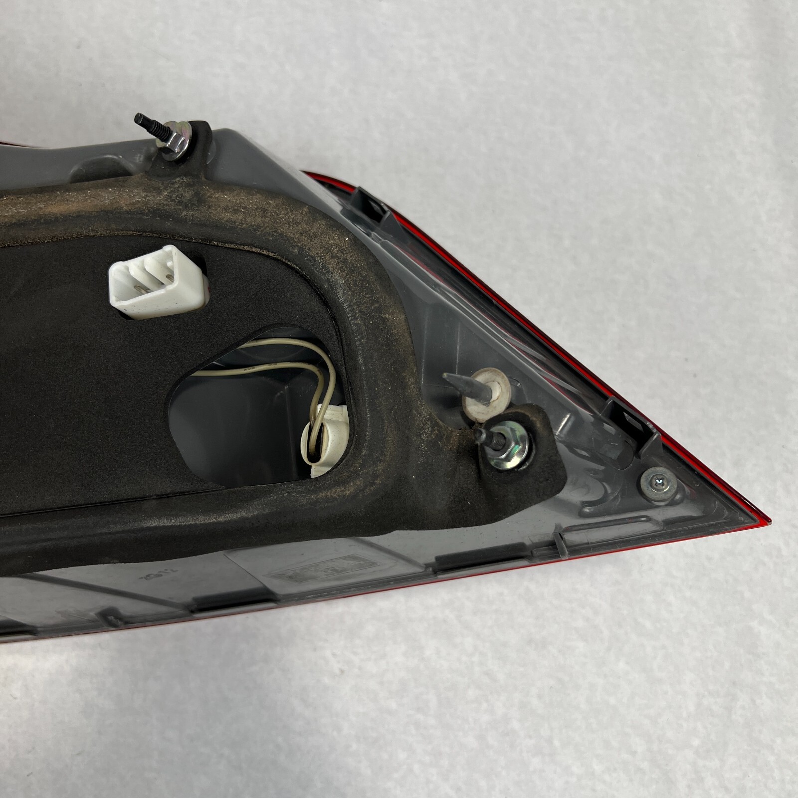 OEM 2011 2012 2013 Hyundai Equus Right Passenger LED Tail Light Lamp ...
