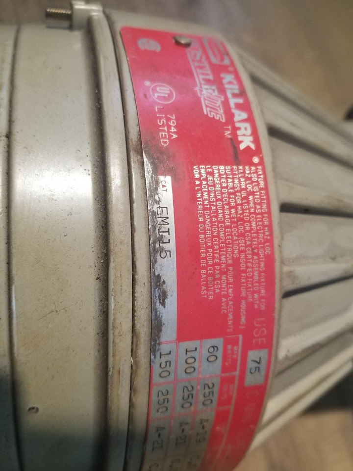 Killark Hostile Lite EMI15 Explosion Proof Light with Encasing 17JS ...