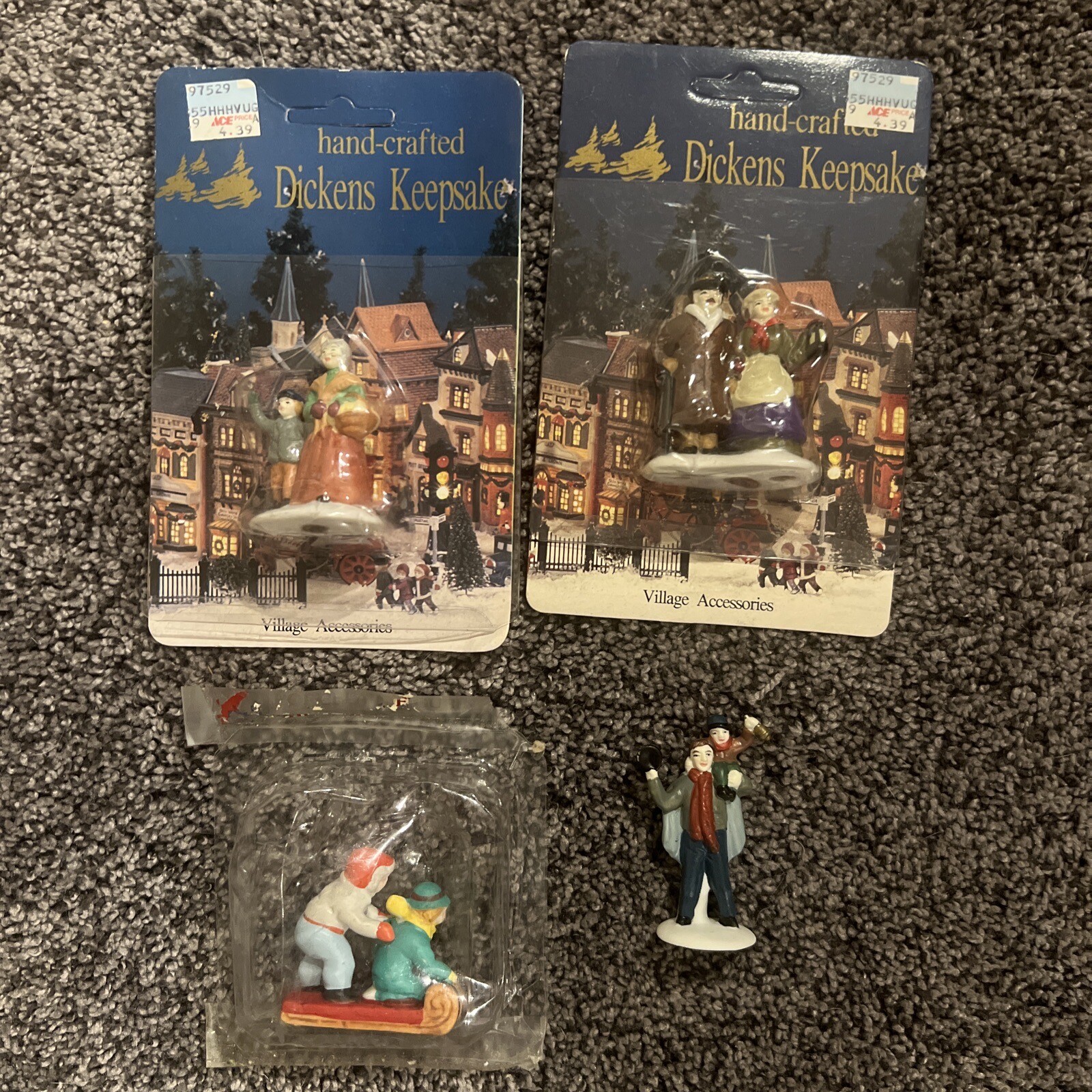 Dickens Keepsake Porcelain Christmas Village Accessories lot | eBay