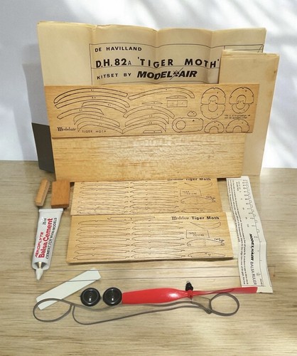 2 Vintage Balsa Wood Model Air Kits, Spitfire & De Havilland Tiger Moth ...