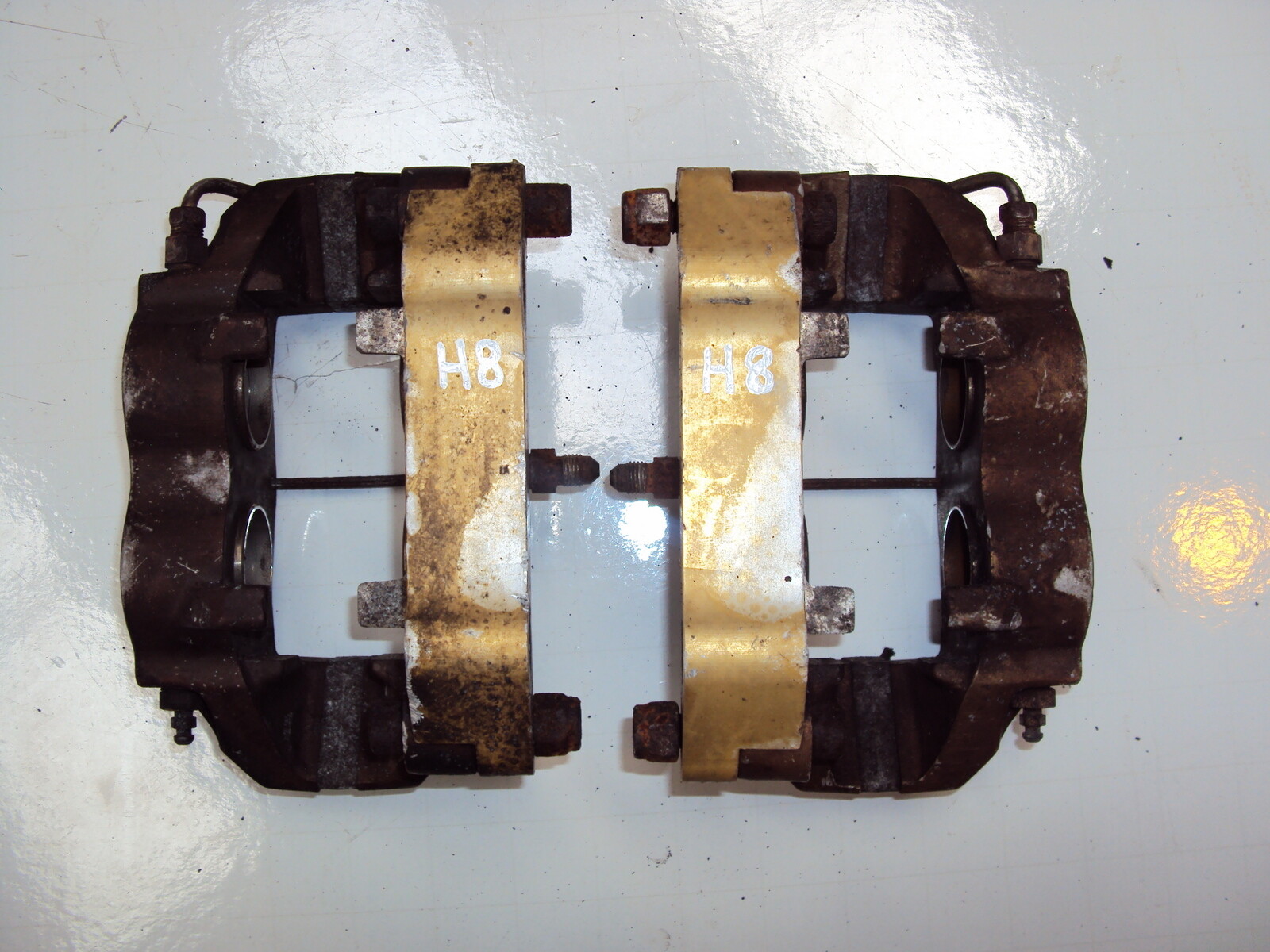 Triumph Spitfire Mk3 1970 Aftermarket WILWOOD Front Brake Calipers ...