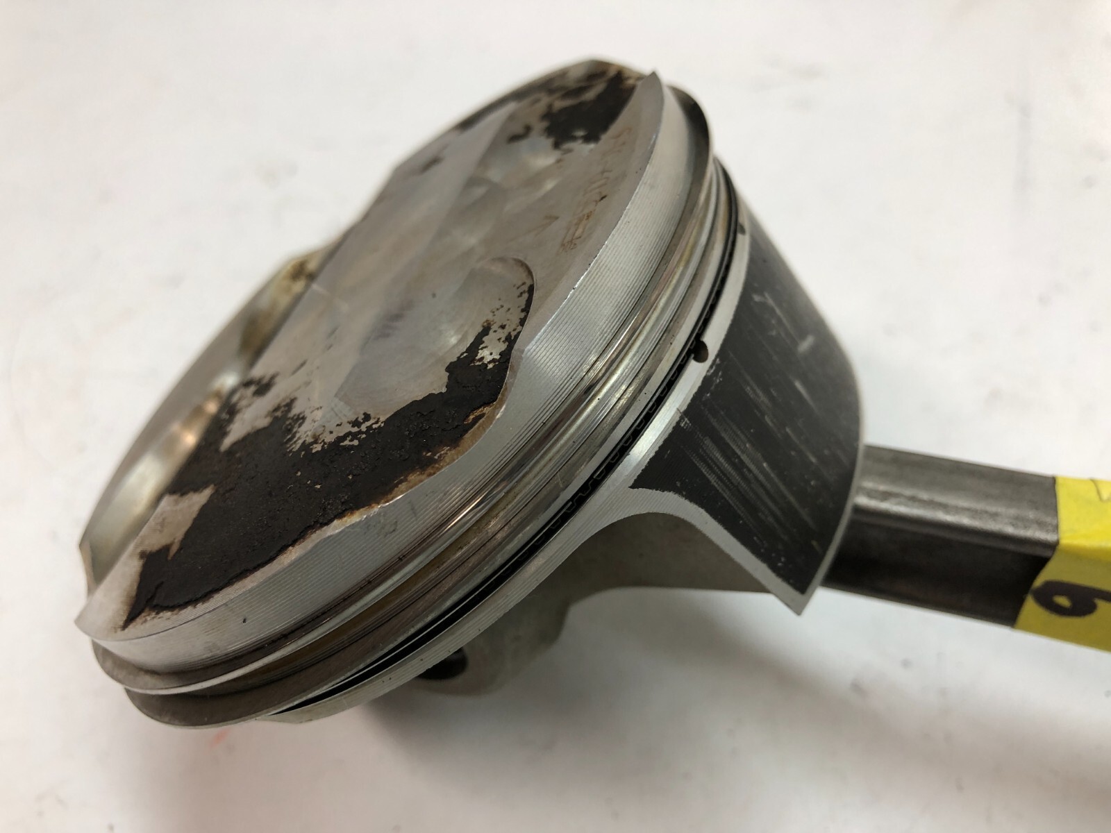 LAMBORGHINI AVENTADOR PISTON HEAD COMPLETE WITH CONNECTING ROD ...