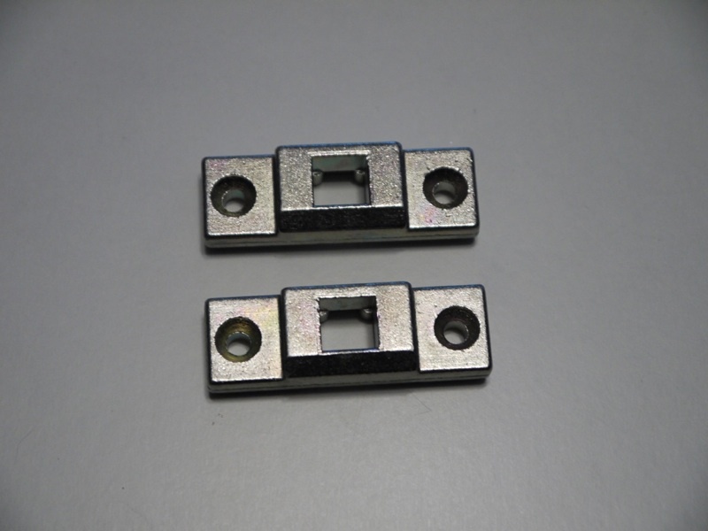 Upvc Door And Window Top & Bottom Shoot Bolt Universal Keep SI 580 C-W ...