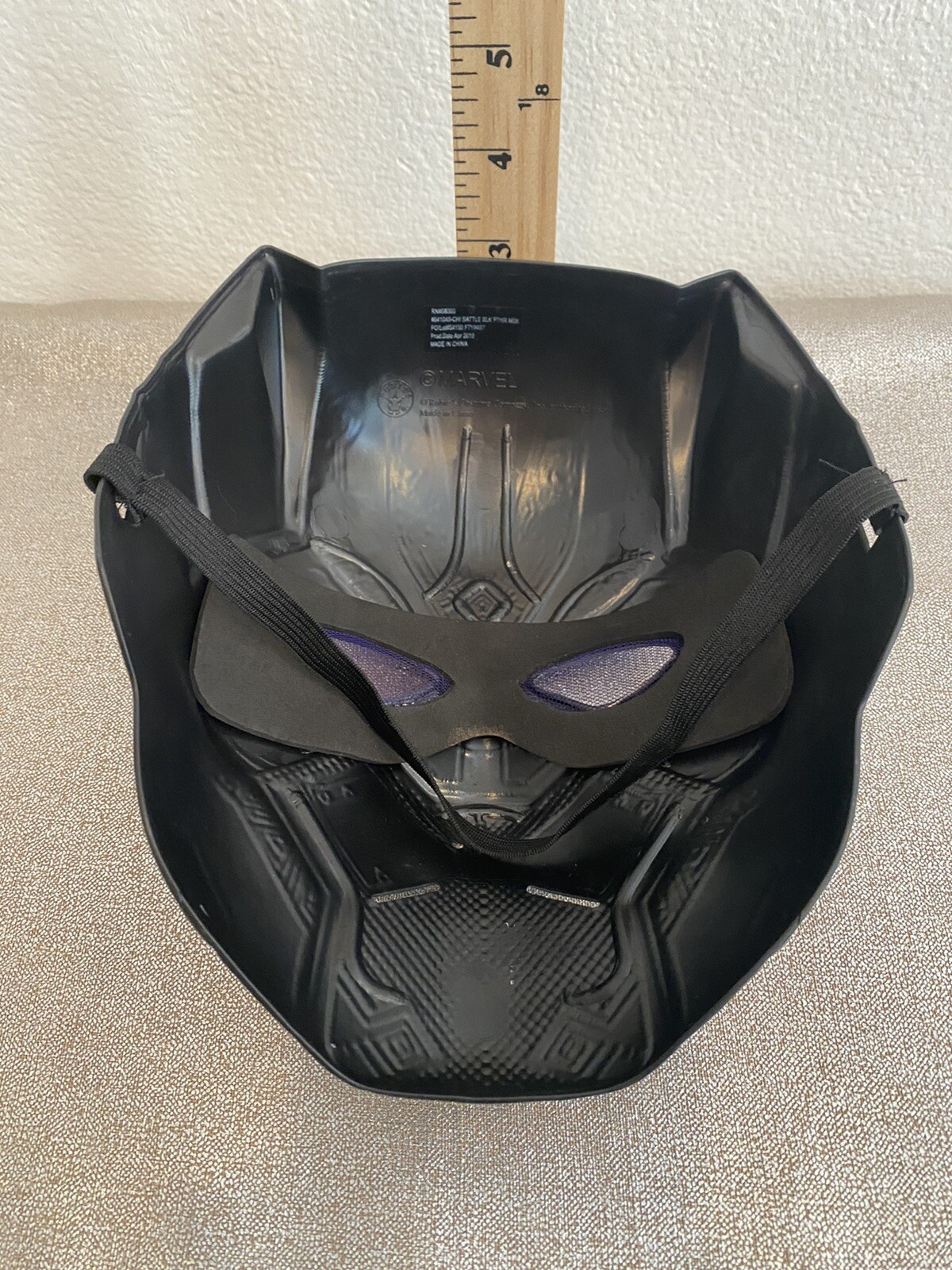 Marvel 2019 Black Battle Panther Mask - Gem