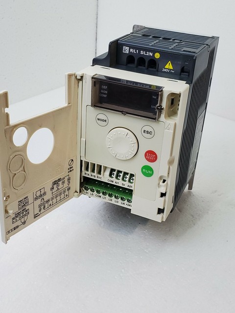 ALTIVAR ATV12H018M2 variable speed drive 0.18kW - 0.25hp - 200..240V ...