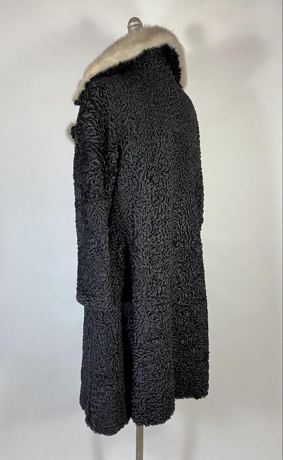 Vintage 1940's-1950's ASTRAKHAN Karakul fur coat w/mi… - Gem