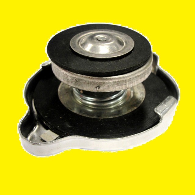 393229r91 IH Farmall Radiator Cap 7 PSI 100 130 Cub 300 574 706 806 460 ...