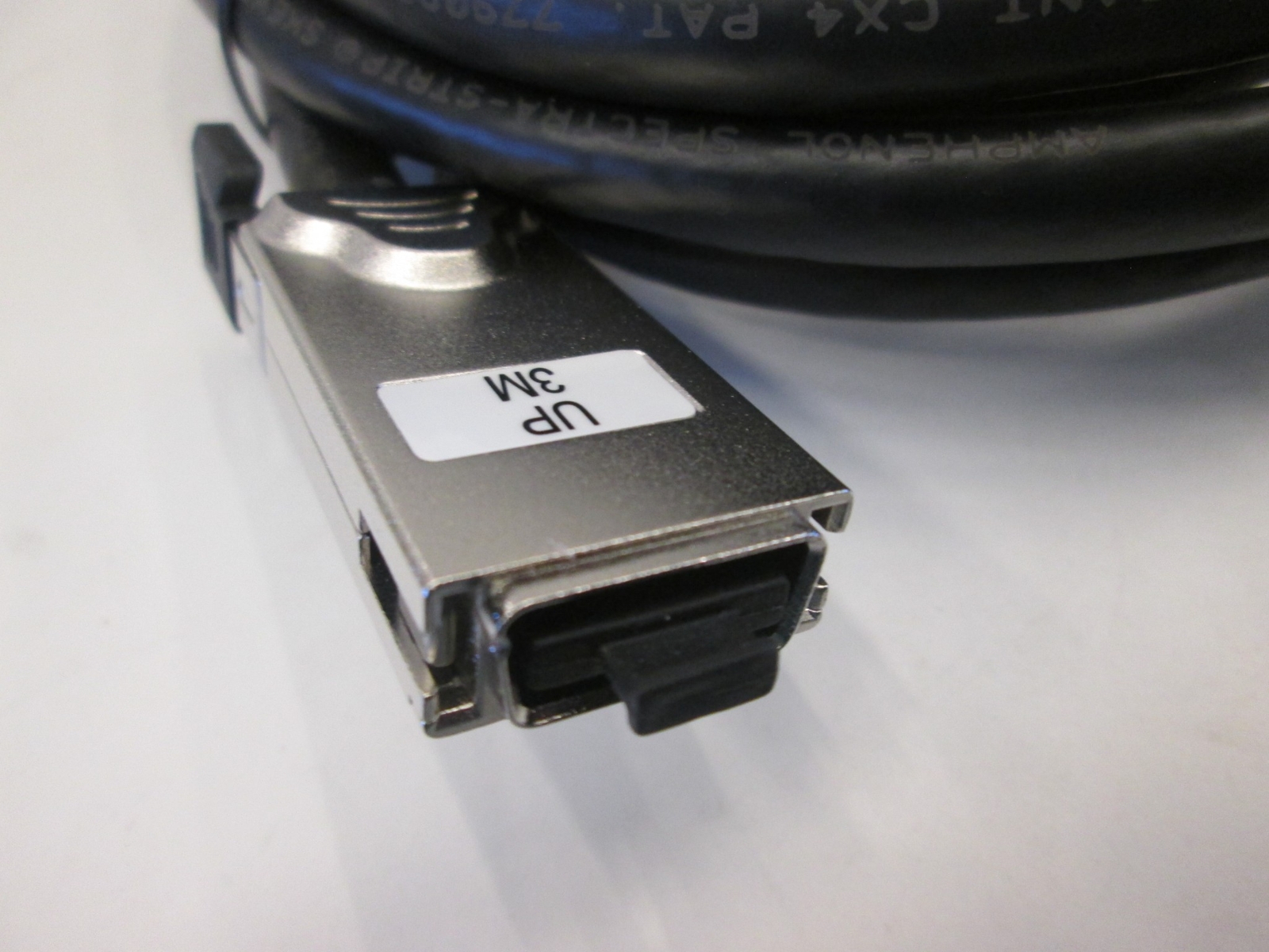 Amphenol, Spectra-Strip, SkewClear 8 Pair, 26 AWG, Network Cable, New ...