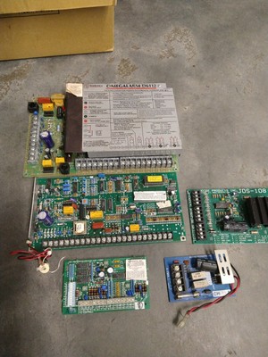 Control Panels & Keypads - Radionics