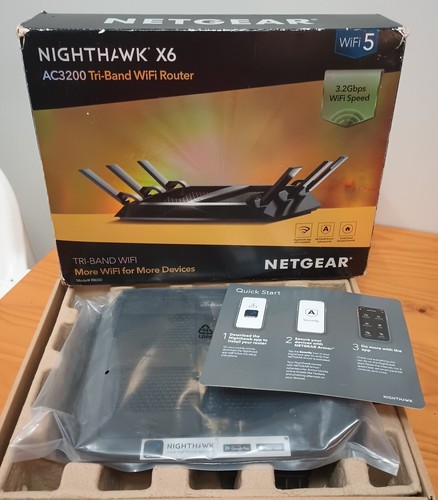 NETGEAR R8000 3200 Mbps 5 Port 3200 Mbps Tri-Band Wireless Router ...