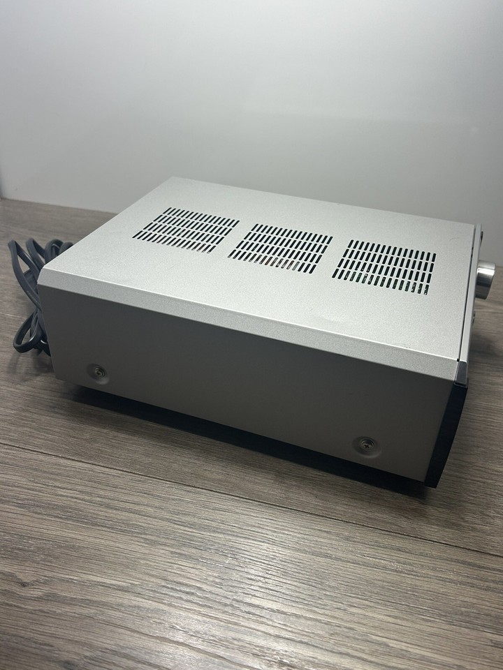 Yamaha RX-E100 Natural Sound Stereo Receiver Amplifier AM/FM Tuner ...