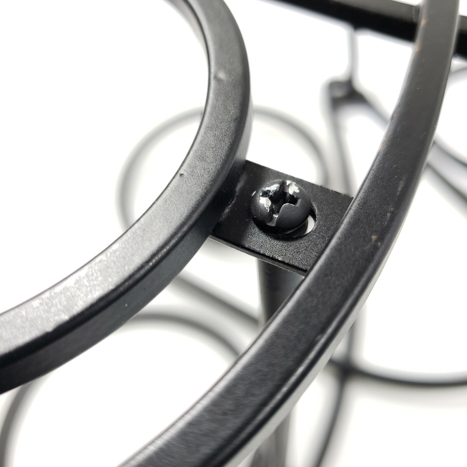 Black Metal Wine Rack 4 Bottle Tabletop Classic Design With Top Handle ...