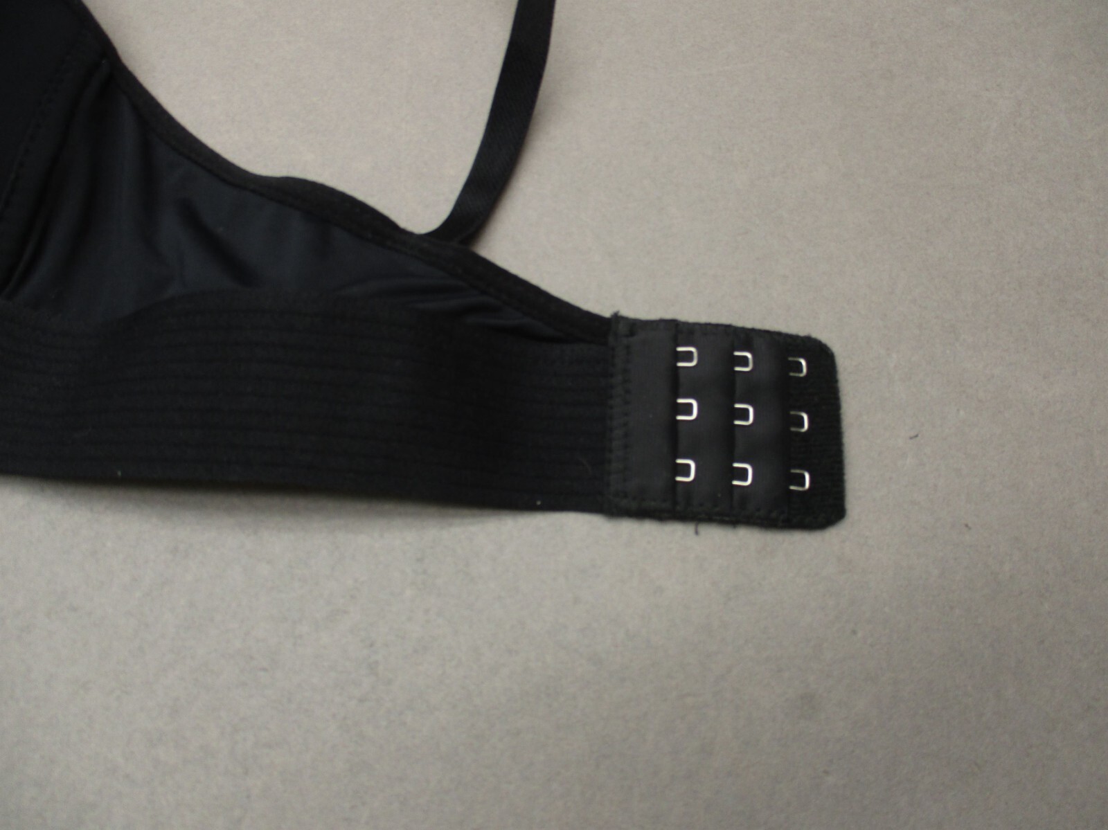 36C Tahari Womens Black Wireless Lined Back Closure Demi Bra 8H | eBay