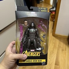 Marvel Legends Exclusives Doctor Doom (Infamous)