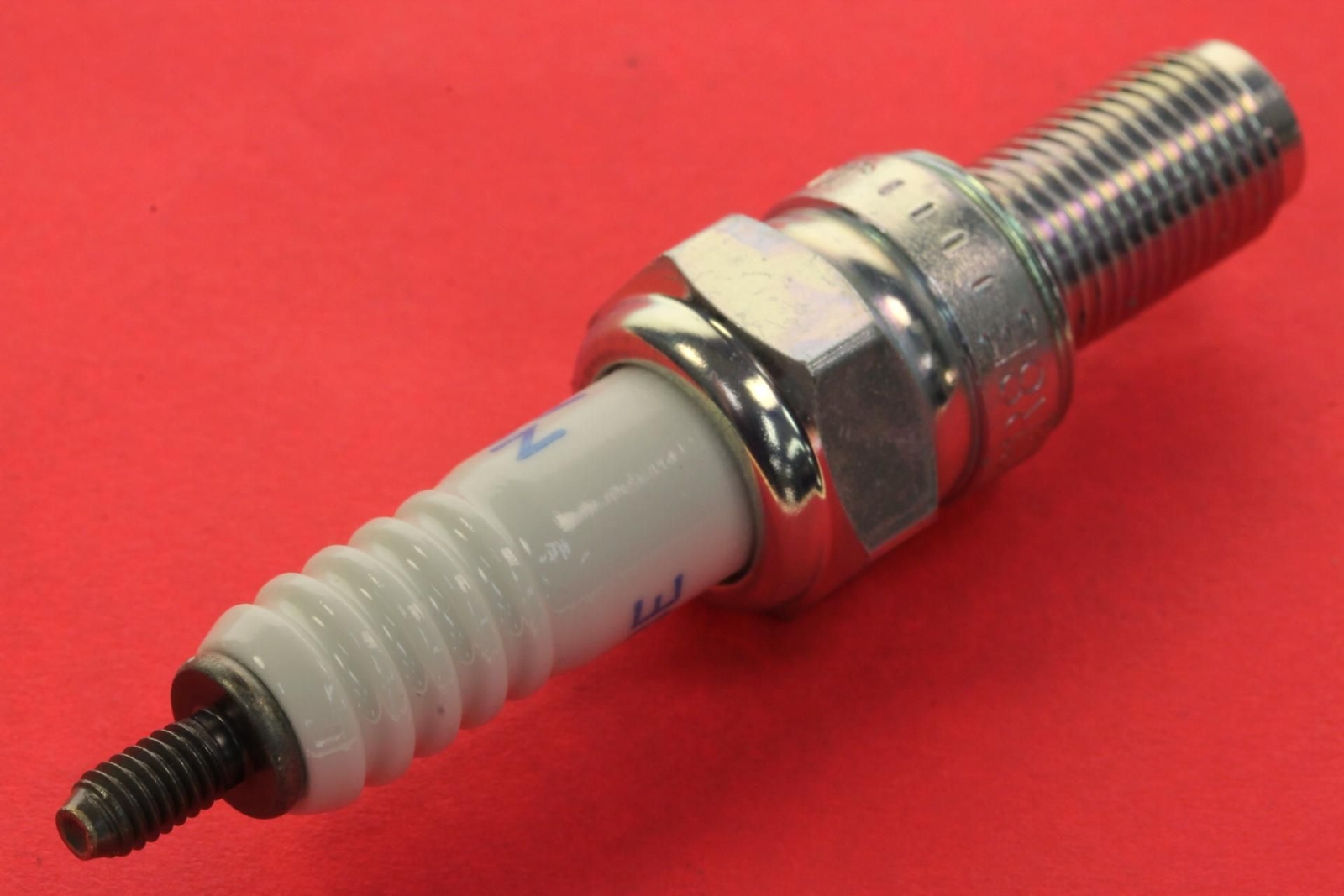 NGK CR8E - Alternative spark plugs