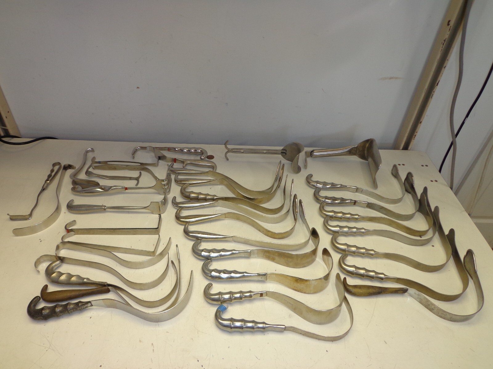 Lot 37 Retractors Retractor Surgical Surgery Instruments Codman Pilling ...