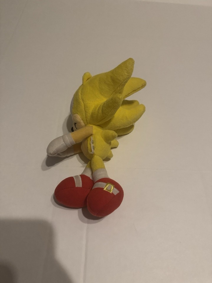 TOMY Sonic the Hedgehog Classic Super Sonic Yellow 8" Plush RARE Pre ...