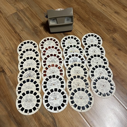 Vintage Sawyers 3D View Master tan viewer with 24 Reels Disney Space ...