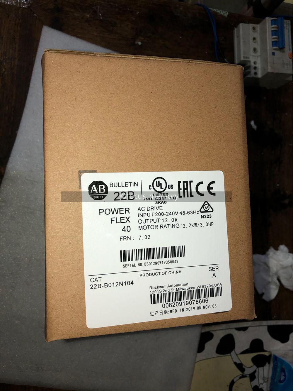 Allen-Bradley 22B-B012N104 /A PowerFlex 40 Drive 240V 3-P 12A 3HP ...