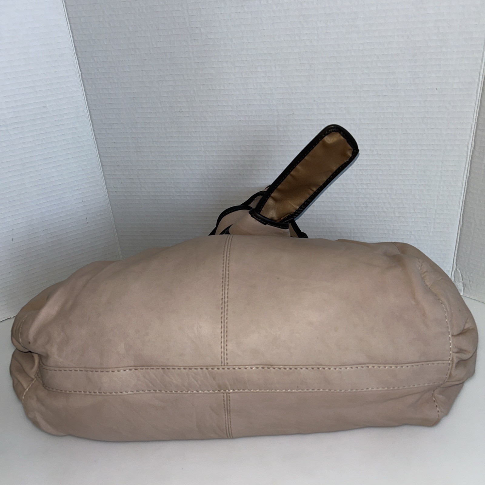 BACCINI MILANO X Large Leather Hand/Shoulder Bag Purse Color Camel ...