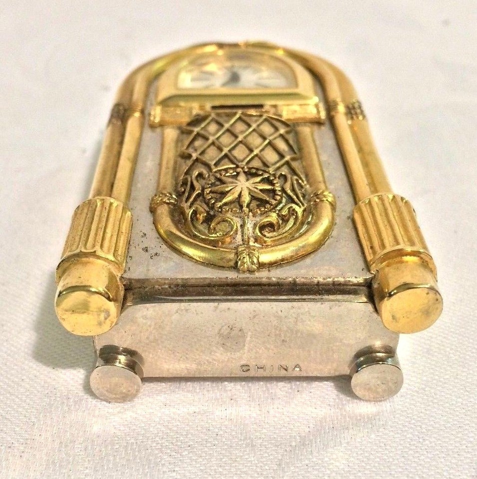 Timex Collectible Miniature Jukebox Desk Clock Brass Accents Japan ...