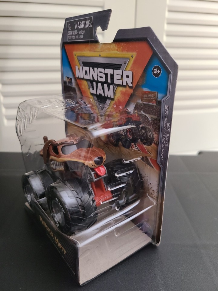Monster Mutt Ruff Crowd Monster Jam Truck 1:64 Series 28 | eBay
