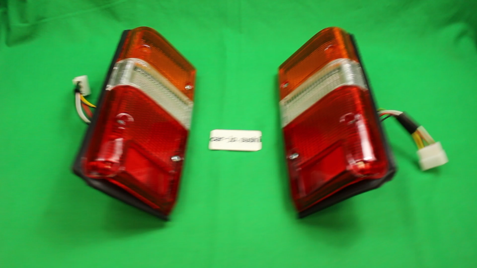 Rear Tail Light ASSY For Toyota Land Cruiser BJ60 BJ61 HJ60 HJ61 FJ61 ...