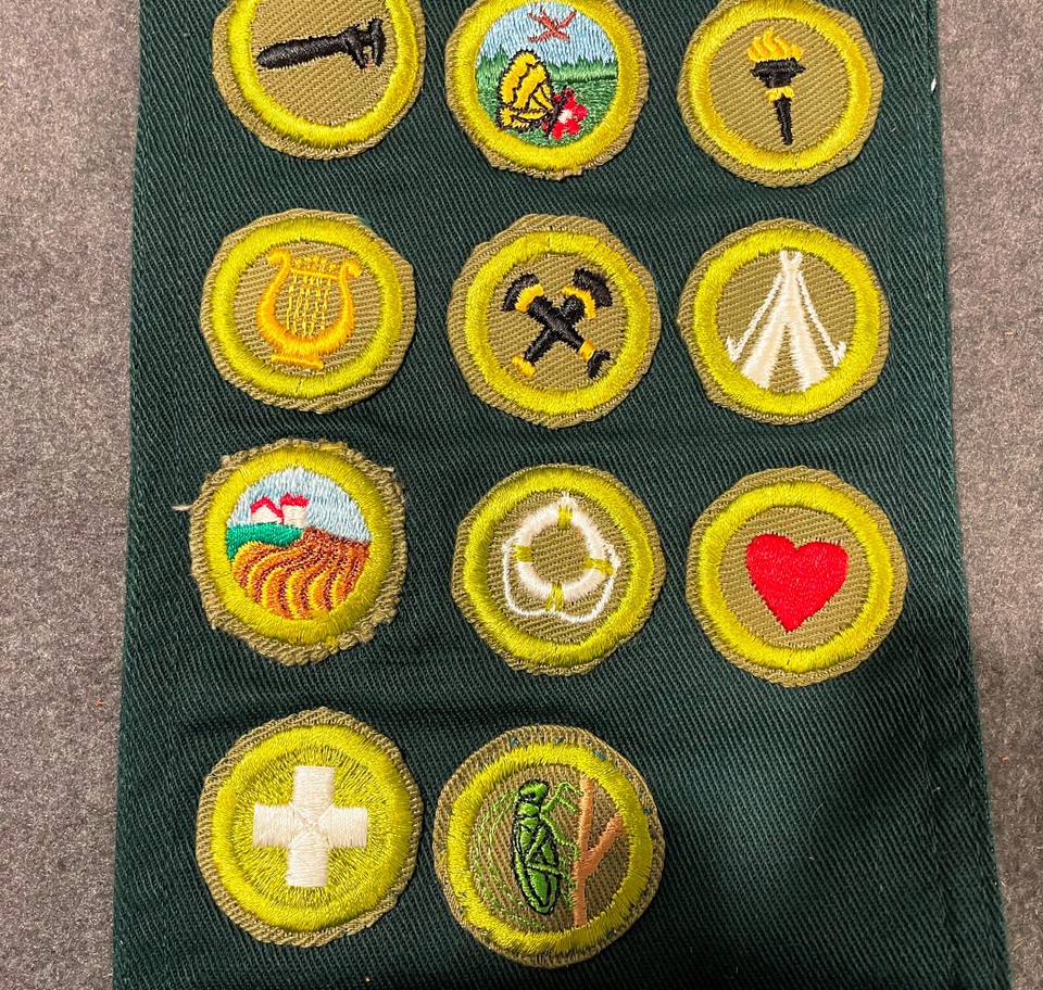 M4 21 BSA OA Scouts MERIT BADGE SASH WITH 26 MERIT BADGES, EXPLORER ...