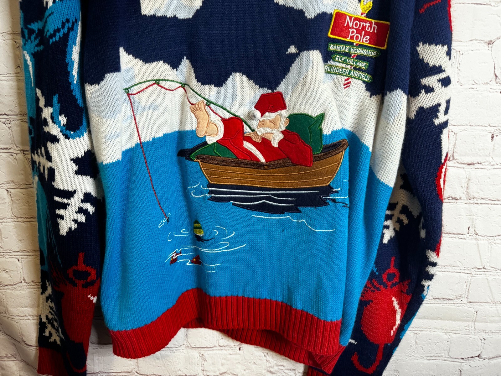 Blizzard Bay Santa Clause Fishing Mens Christmas Sweater Size XL | eBay