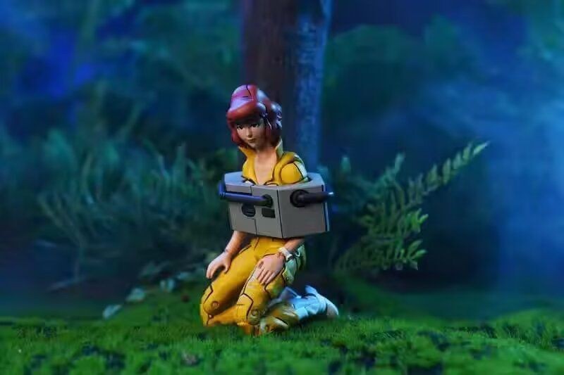 New NECA Ninja Turtle 1987 Female Journalist 2.0 Action Figures Model ...