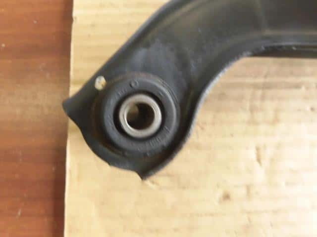 MITSUBISHI eK Classy 2003 Front Left Lower Control Arm [Used ...