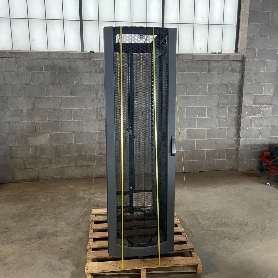 HP 42U Server Rack Cabinet Enclosure w/ Mesh Doors - Compaq 10K Series ...