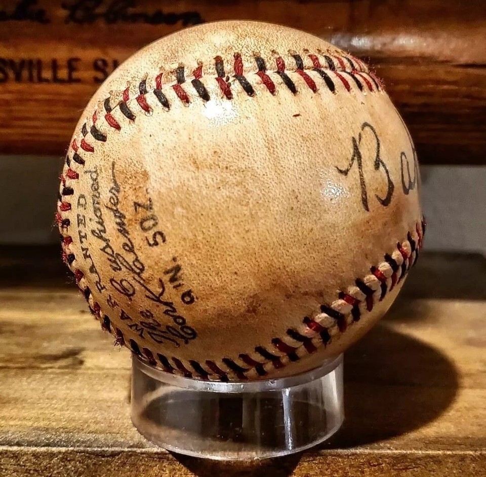 Babe Ruth - Autographed Baseball - Beautiful High Quality Replica - A ...