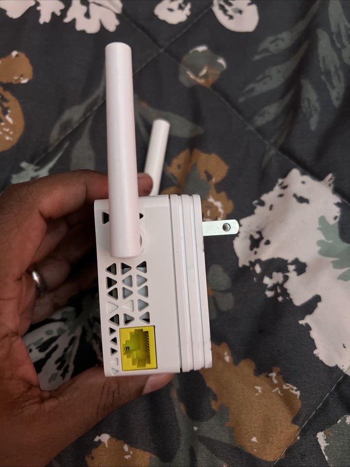 NETGEAR AC750 Wi-Fi Range Extender - EX3700-100NAS 768430818816 | eBay